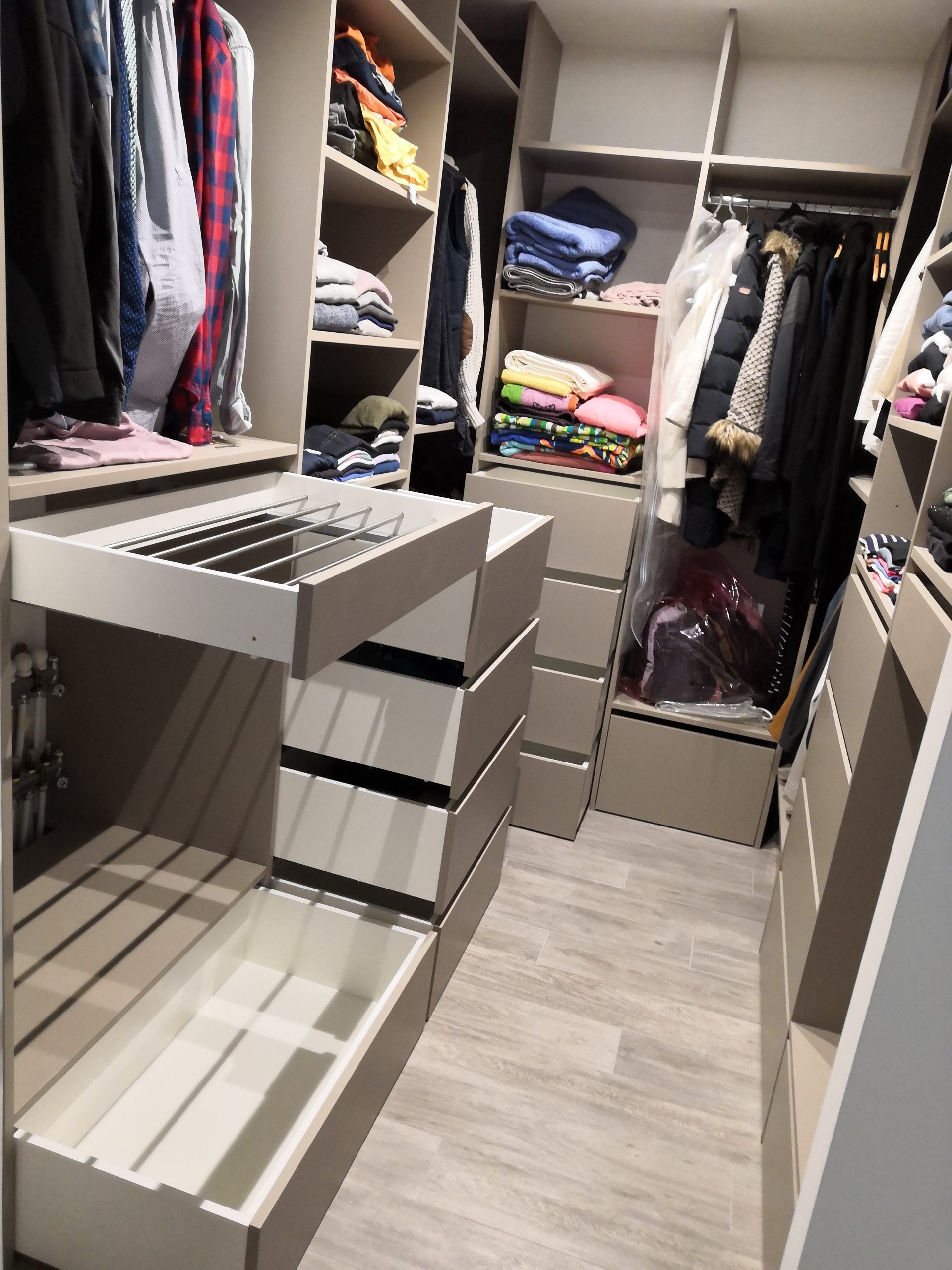 Dressing - Menuiz Design